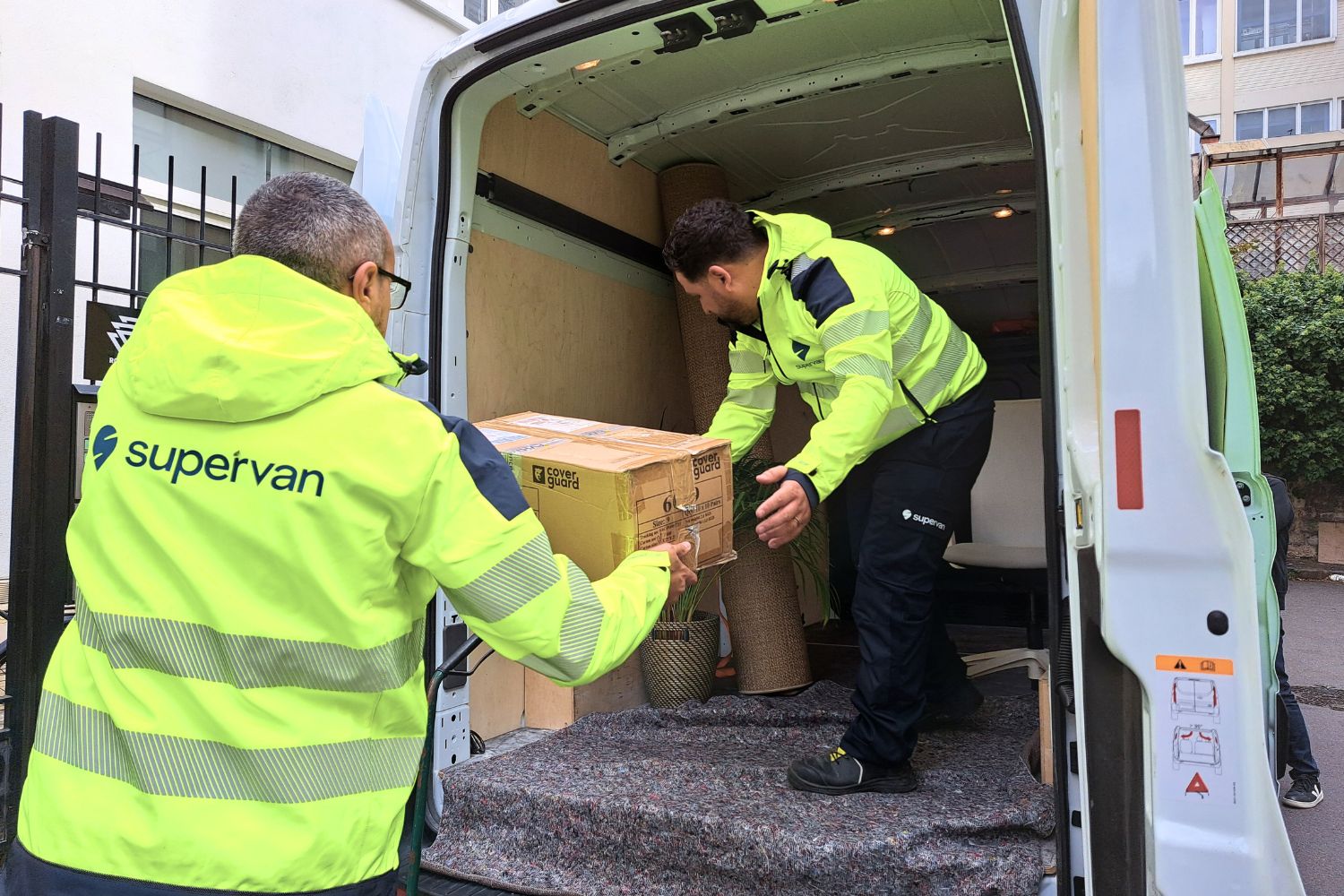 Nos conseils pratiques pour charger et décharger un camion en toute sécurité